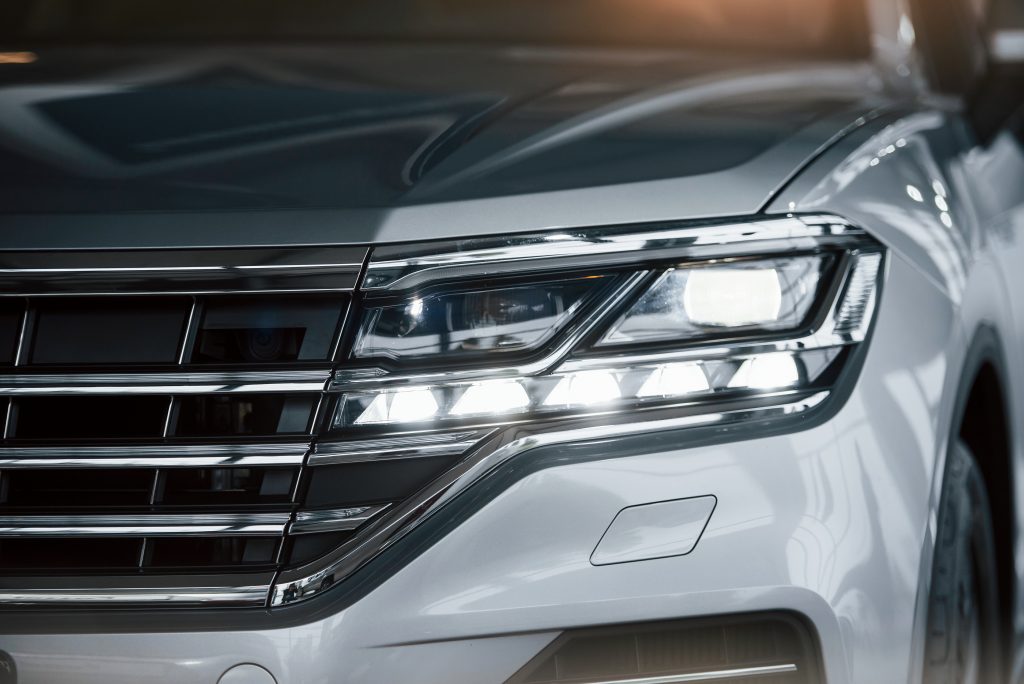 Quais são os faróis do carro? - Blog Autoglass Online